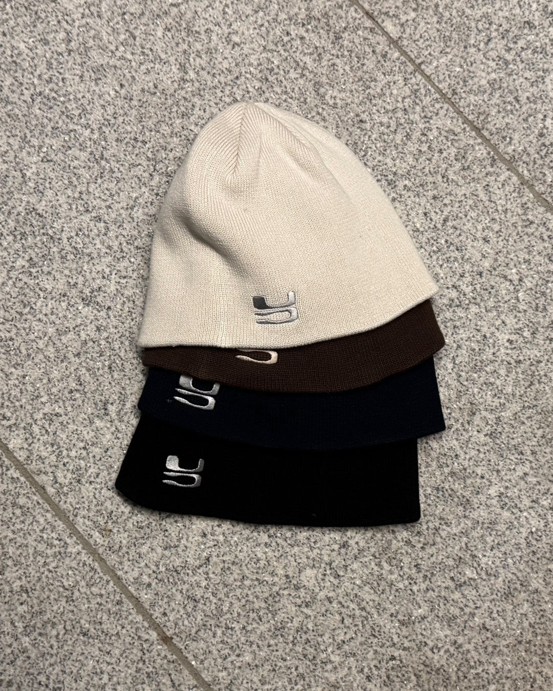 NO CUFF & WING Beanies: Minimal Shape, Subtle Difference - Undercontrol